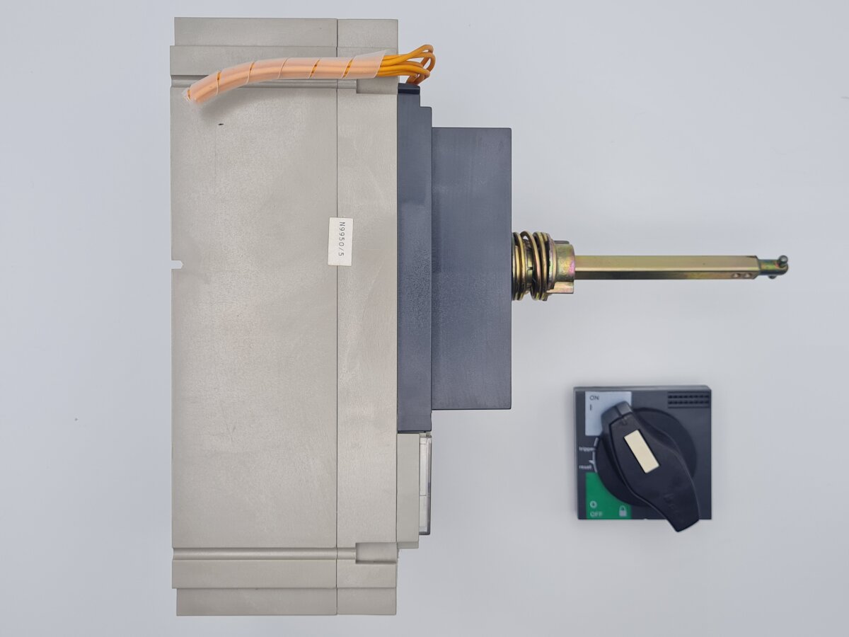 Leistungsschalter Merlin Gerin Compact NS630N 630A Circuit Breaker & , 319,29